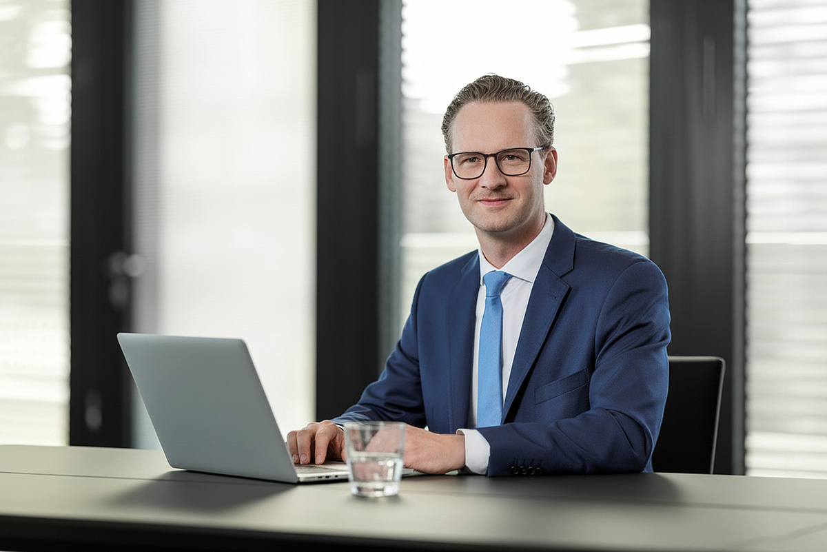 Dr. Martin Jansen