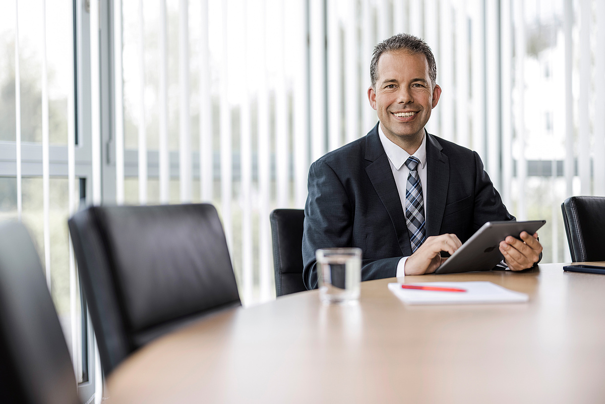 Dr. Tom Giesen