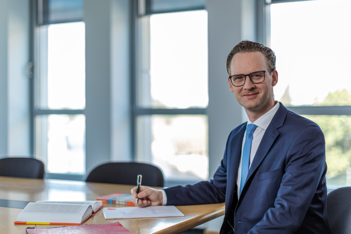 Dr. Martin Jansen